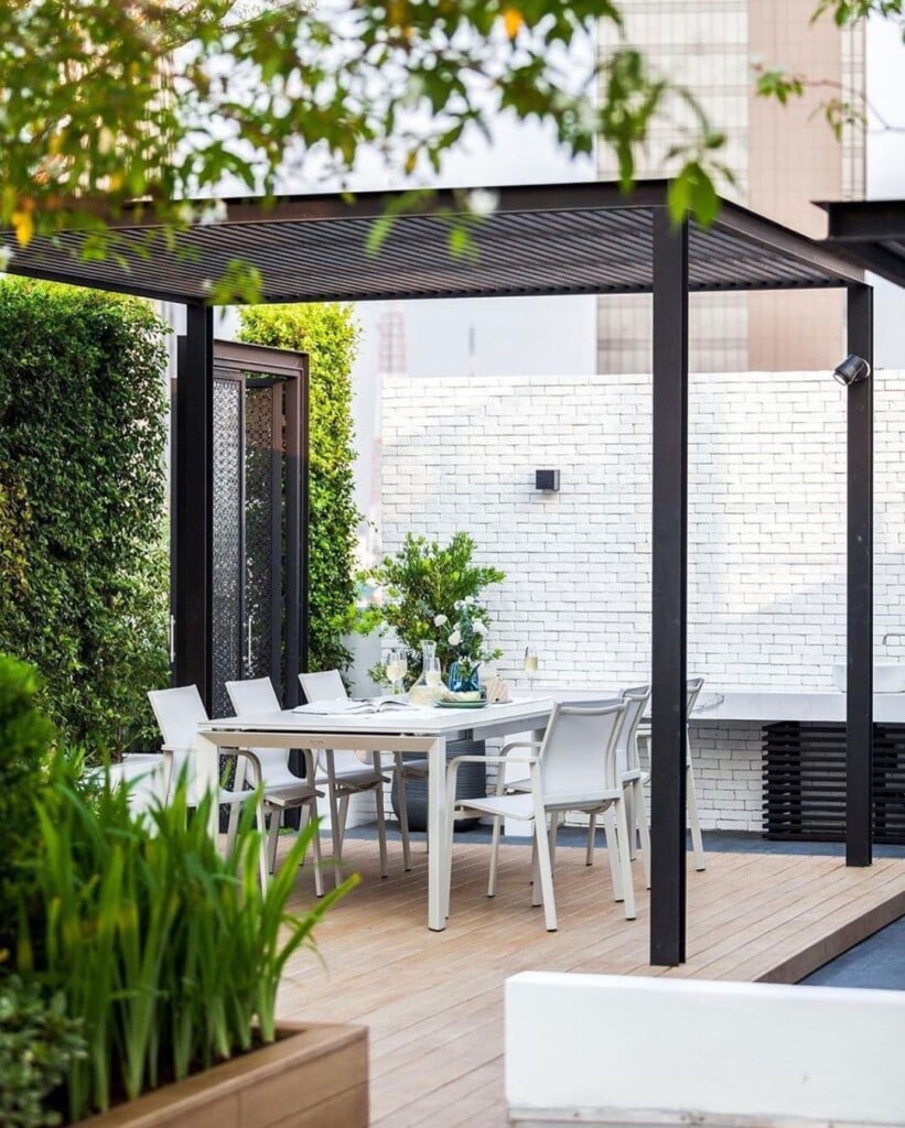 Flamingo Dining Table | DOMO